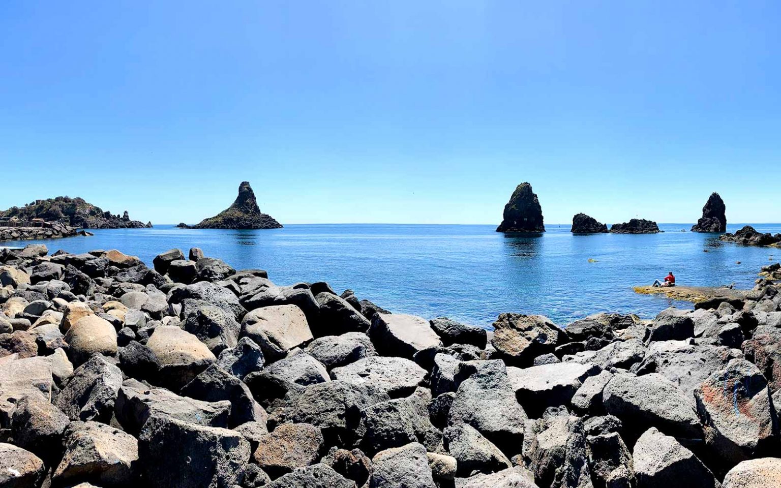 Scopri i nostri consigli per visitare la splendida Acitrezza - Viaggio ...