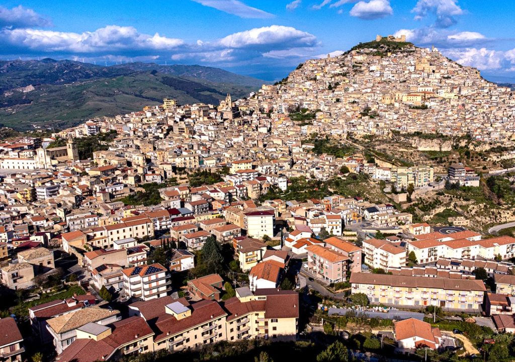 Scopri i nostri consigli per visitare la città di Agira - Viaggio in ...