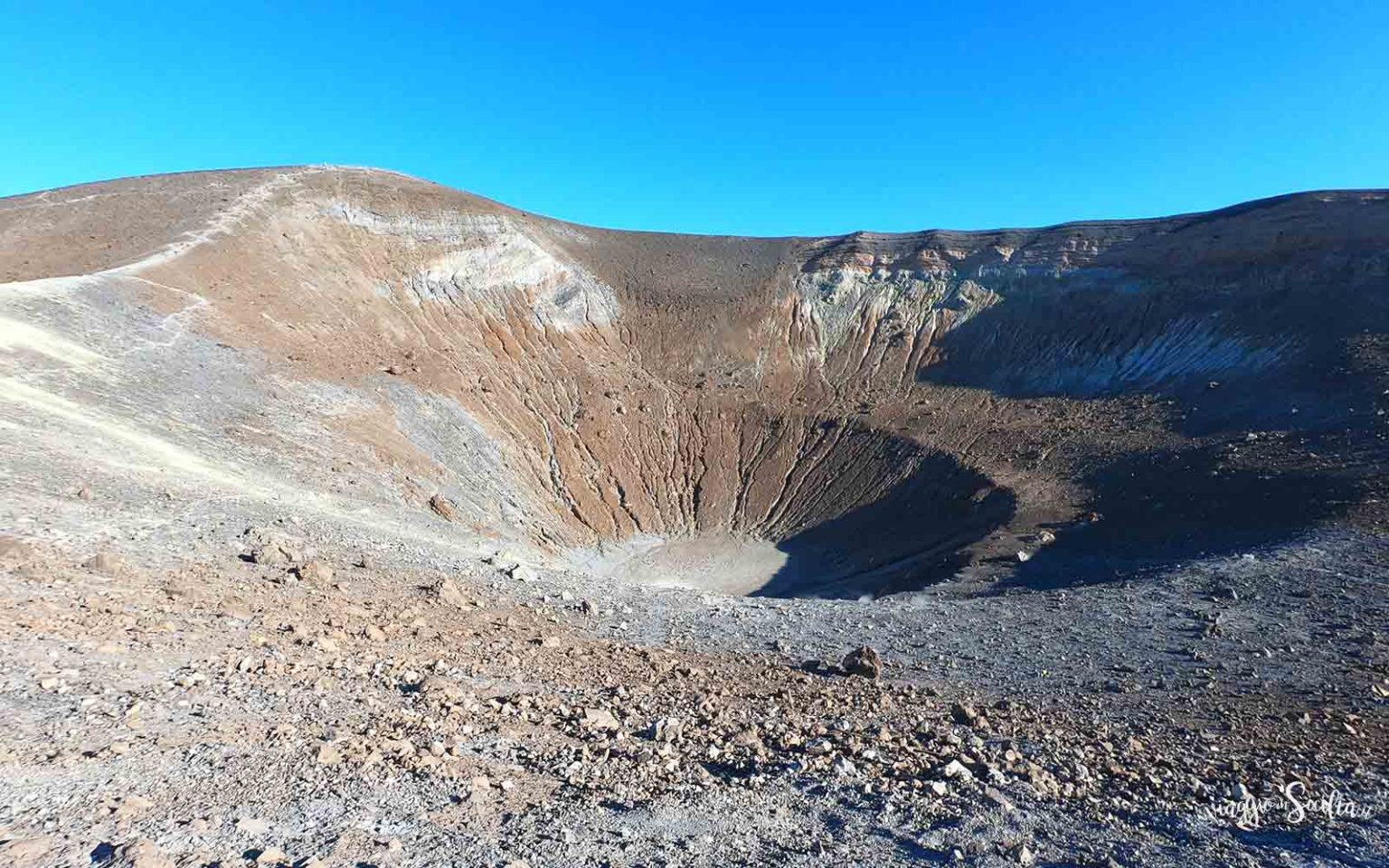 Scalata al cratere di Vulcano - Viaggio in Sicilia